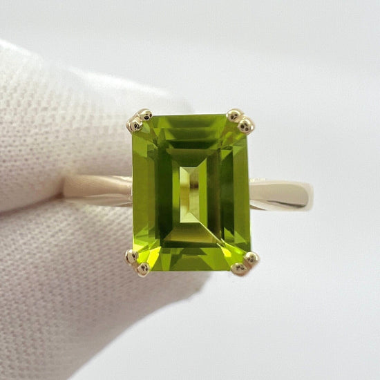 Vivid Green Peridot Emerald Octagonal Cut 9k Yellow Gold 1.50ct Solita ...