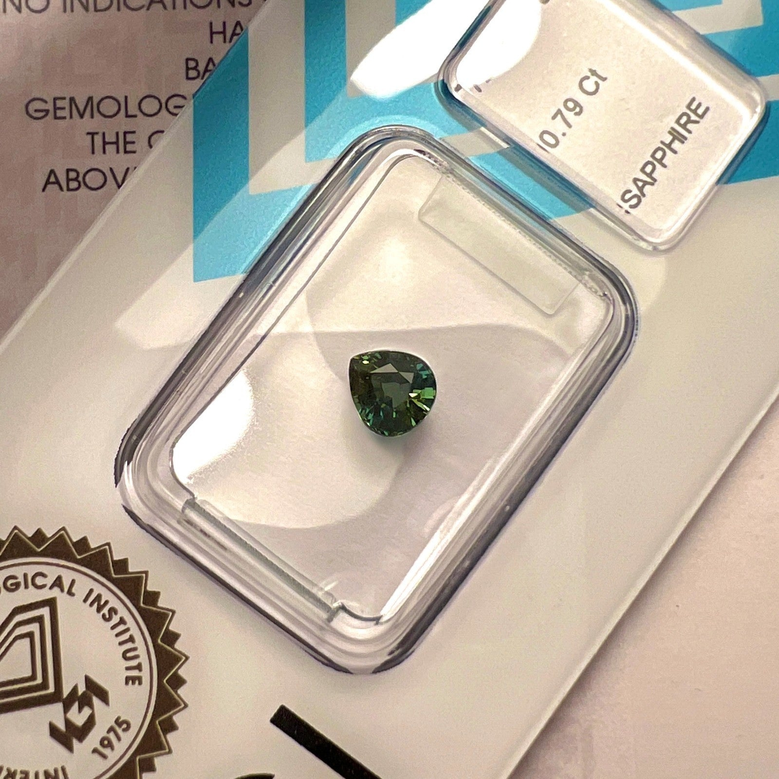 IGI CERTIFIED Colour Change AUSTRALIAN Sapphire Green Blue 0.79ct Untr ...