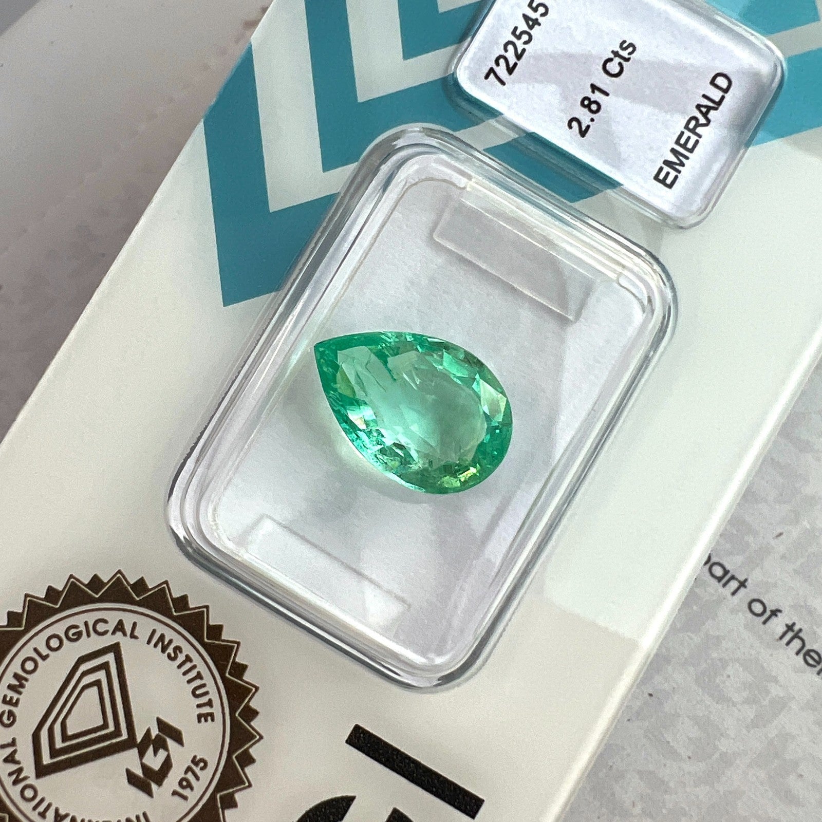 IGI CERTIFIED 2.81ct COLOMBIAN Emerald Vivid Green Pear Cut Gem 12.3x8 ...