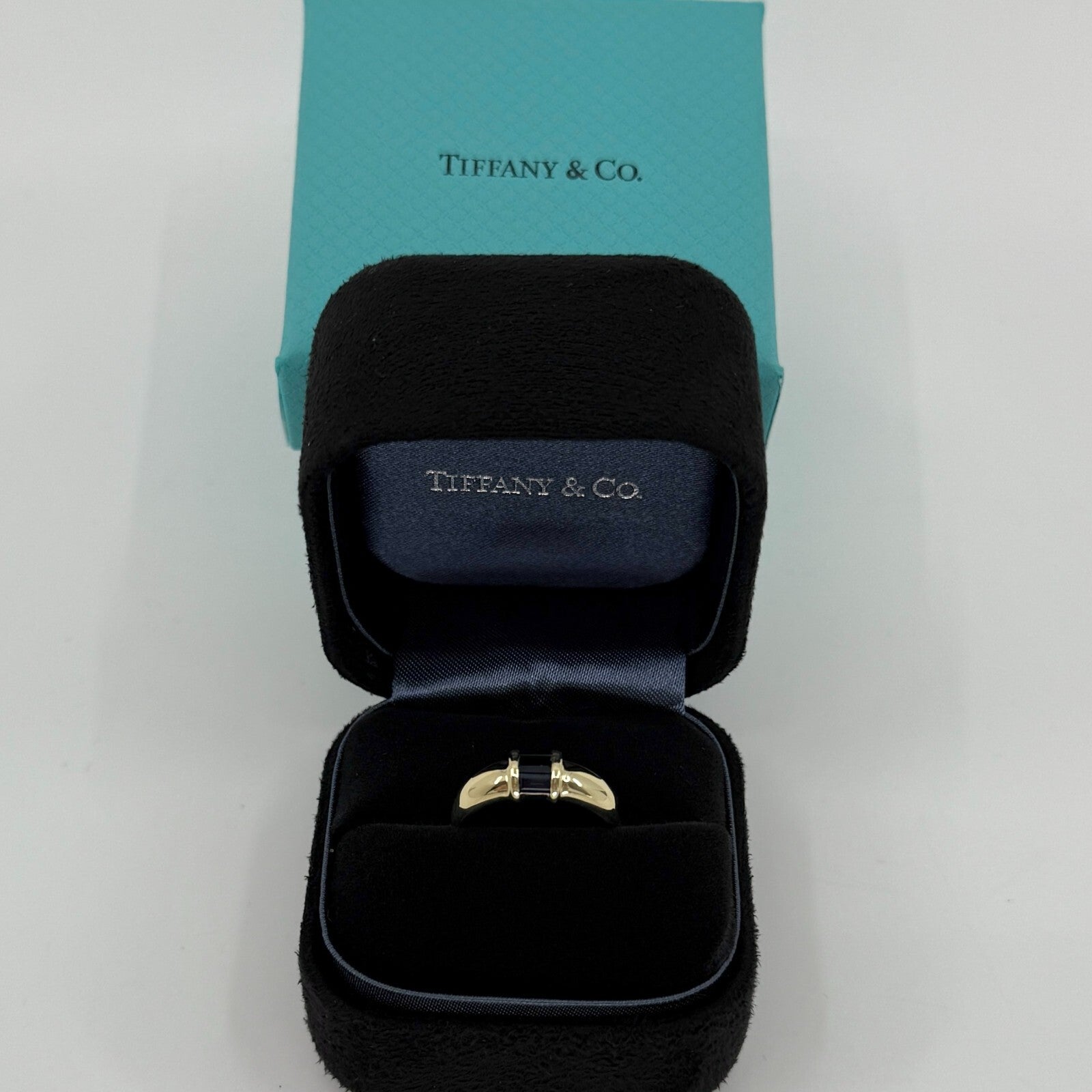 Tiffany & Co. Blue Sapphire Baguette Cut 18k Yellow Gold Three Stone B ...