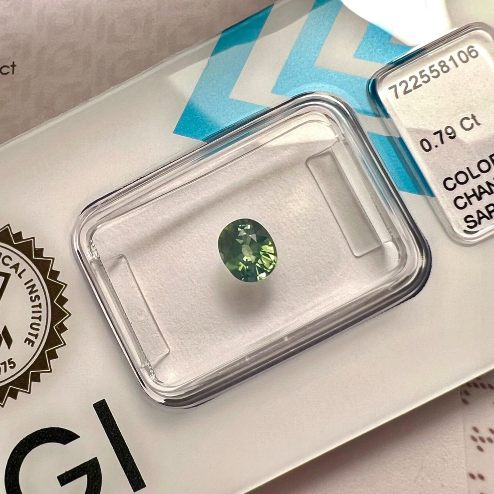 IGI CERTIFIED Colour Change Sapphire Green Blue AUSTRALIAN 0.79ct Oval ...